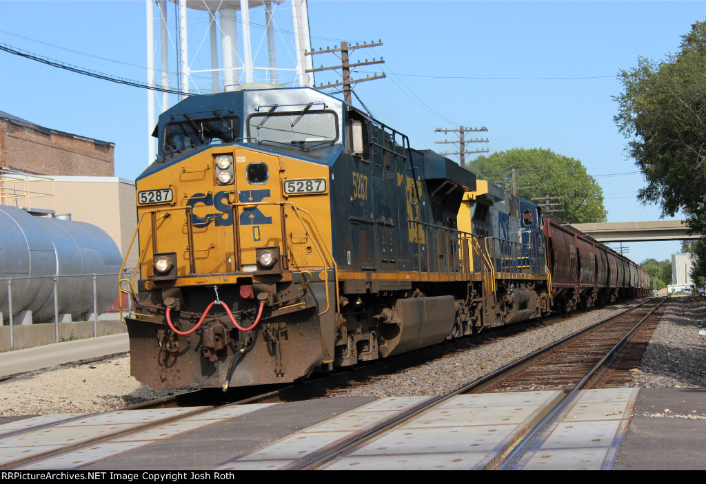23. CSX 5287 & CSX 113